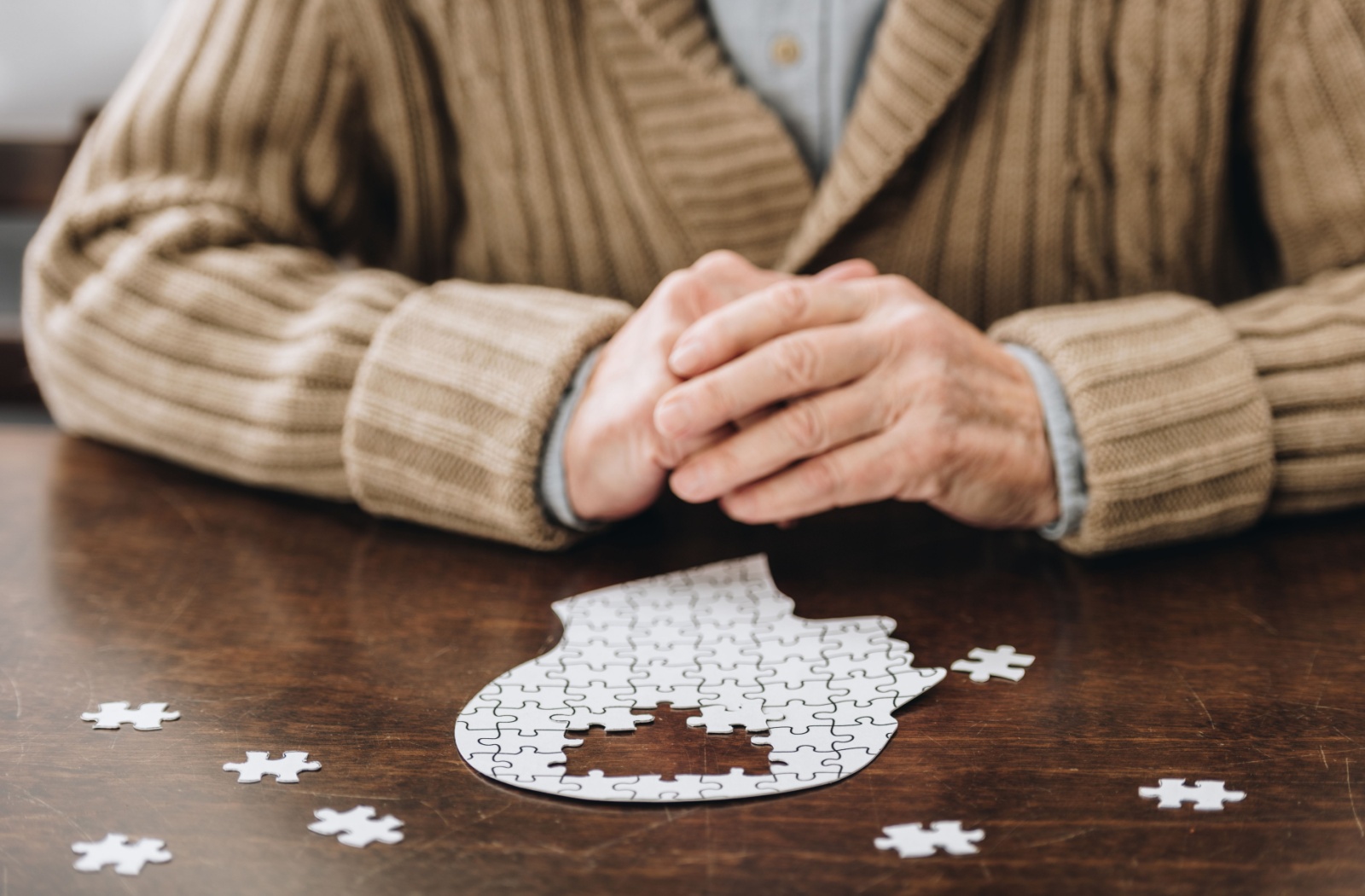 Communication Tips for Caregivers of Seniors with Dementia